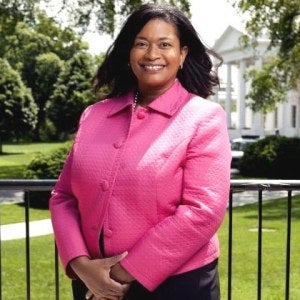 Prioritizing a Gender Inclusive Economic Recovery | Chicago Council on ...