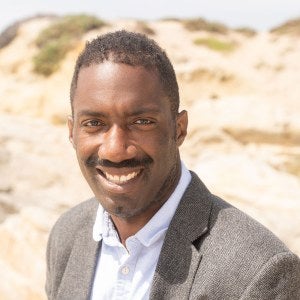 Chet Lee Joins the Chicago Council on Global Affairs as U.S. Navy ...